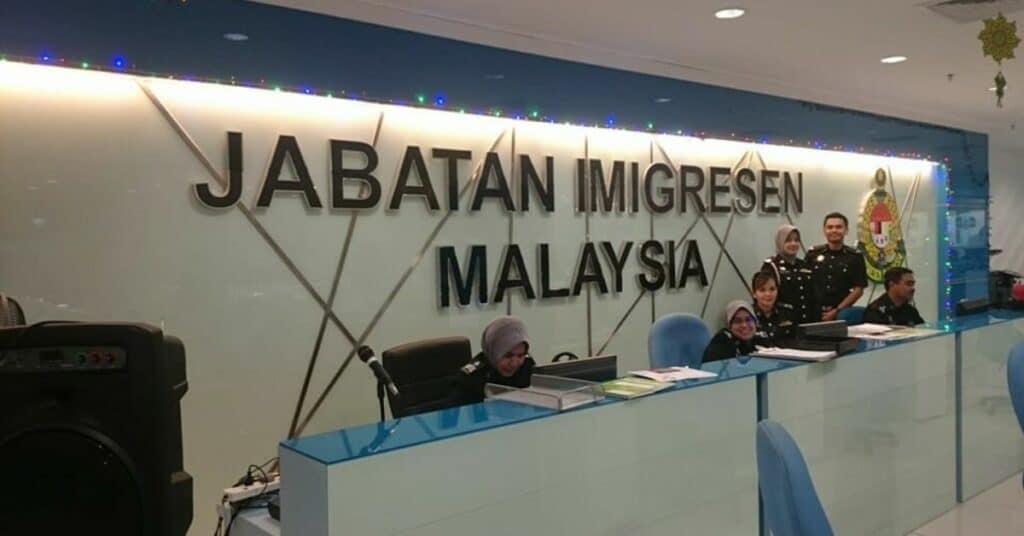 A Guide to Obtaining an Employment Pass in Malaysia